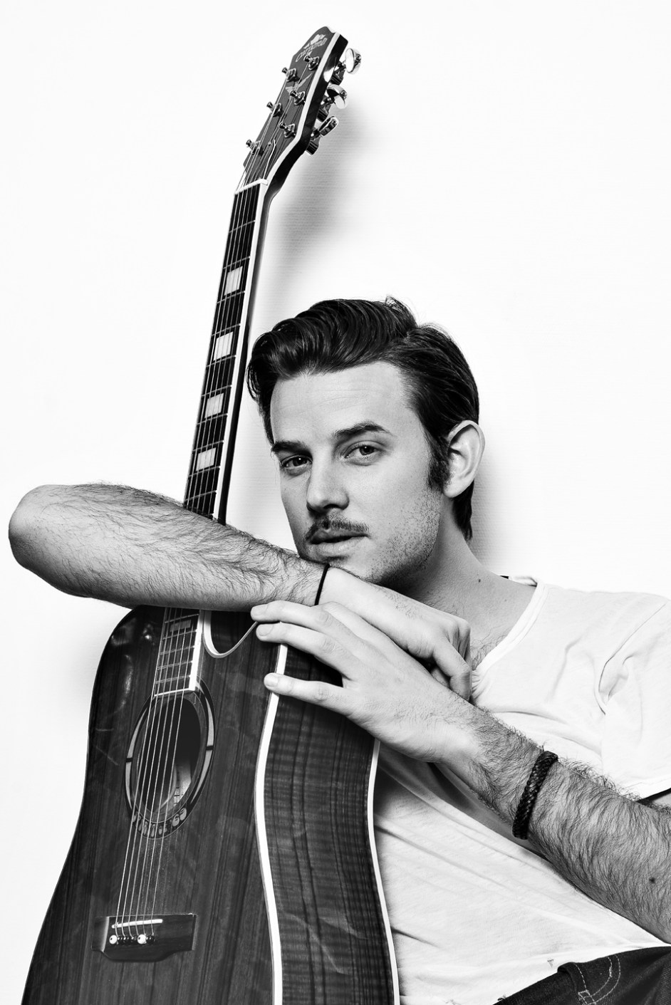 Canadian Heartthrob Evan Williams Shines on Screen ...